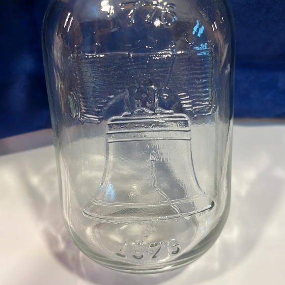 Mason | Kitchen | Bicentennial Liberty Bell 7761976 Mason Jar With Lid ...